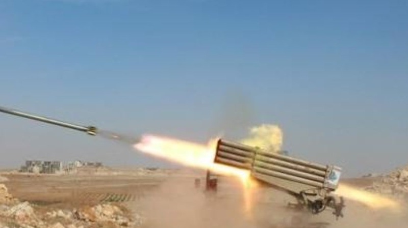 叛军持续发动袭击,俄罗斯导弹果断开火,让叛军付出惨重代价