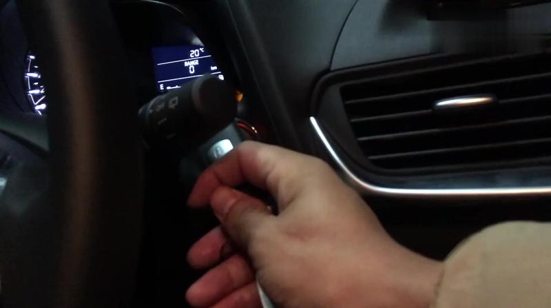 轩宇车鼎X300PAD2实测2018款马自达昂克赛拉钥匙匹配