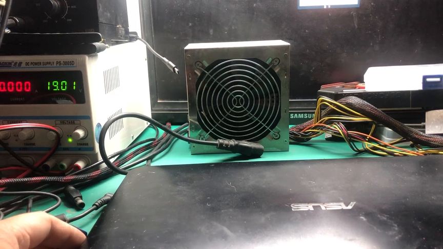 华硕笔记本换屏,换固态硬盘,改光驱位教程
