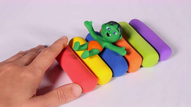 儿童定格动画:小朋友们一起制作美味汉堡包