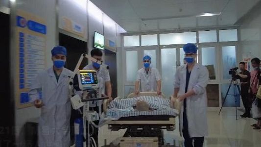 大江视频丨江西首次同时完成心、肺、肝、双肾五大实体器官移植手术