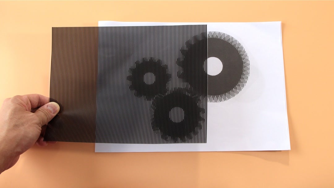 魔力科学小实验,穿条纹衣服拍照时,为何总有讨厌的纹络?