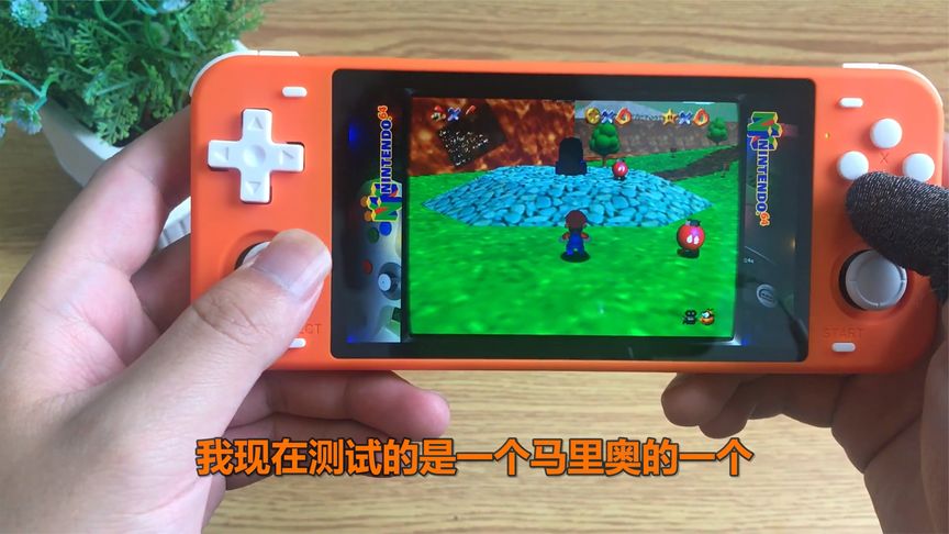 国内首款!5.0寸超大屏开源掌机实测:霸王小子RGB10max