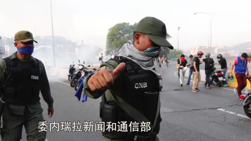 ...总统特朗普29日和土耳其总统埃尔多安通电话,讨论土耳其从俄罗斯...