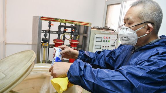 日产640升,这片小区用上了自制消毒液