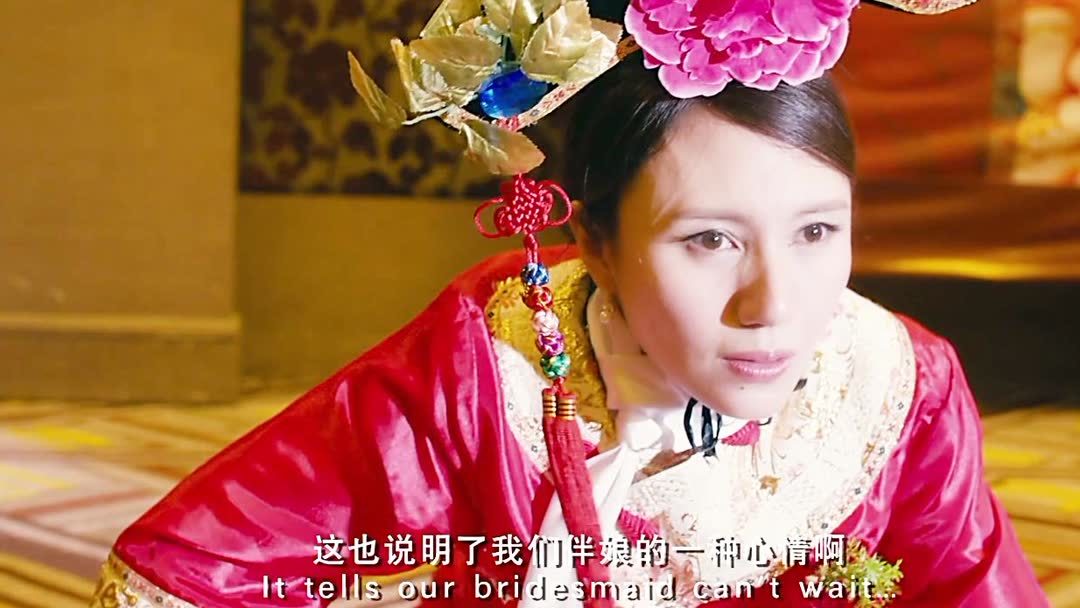 女汉子的生活就是不一样!门锁坏了打不开门,竟直接用脚踹开!