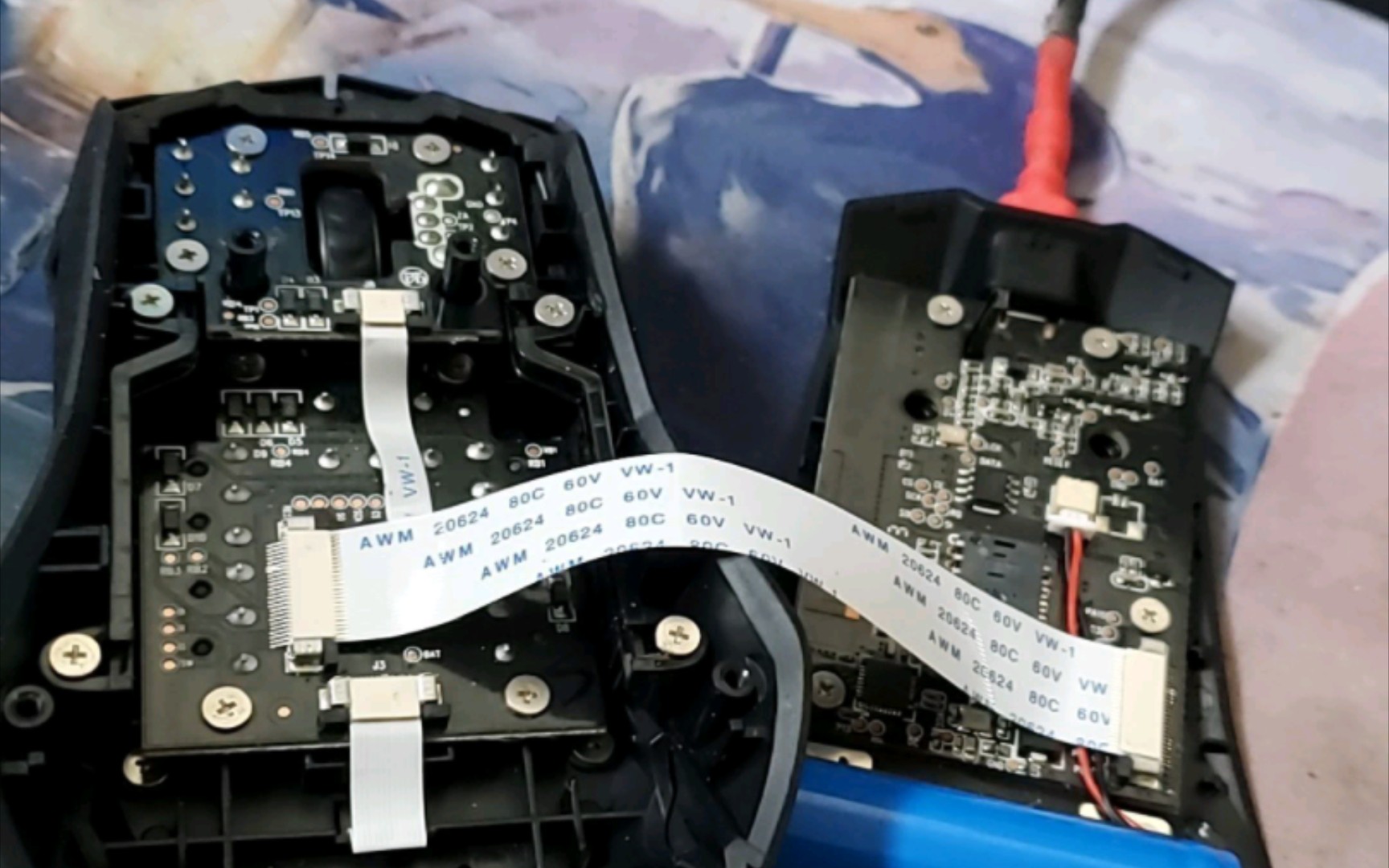 自己给鼠标搞微动 不小心把排线搞坏了 自己买了一条长的换上