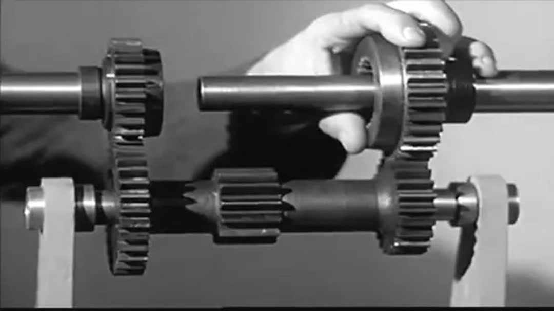 换挡时为什么会发出机械声 汽车变速箱究竟是如何工作的