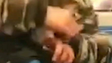 上海地铁女孩羽绒服爆炸