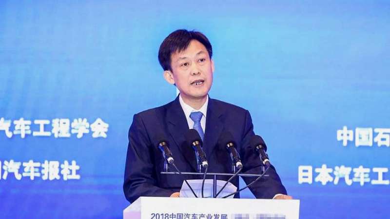工信部:国六标准实施时间已经确认,今年买车的就等着哭吧