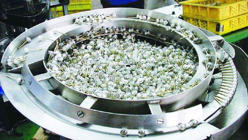 振动盘应用于什么行业?其工作原理又是什么?