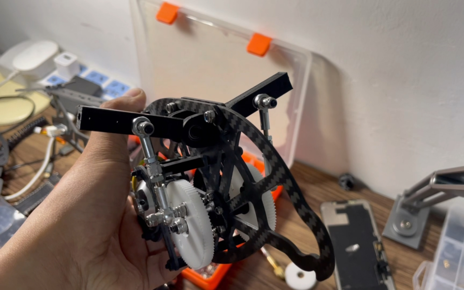 扑翼飞行器第六集:机身安装与运转