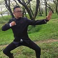 A薛峰 