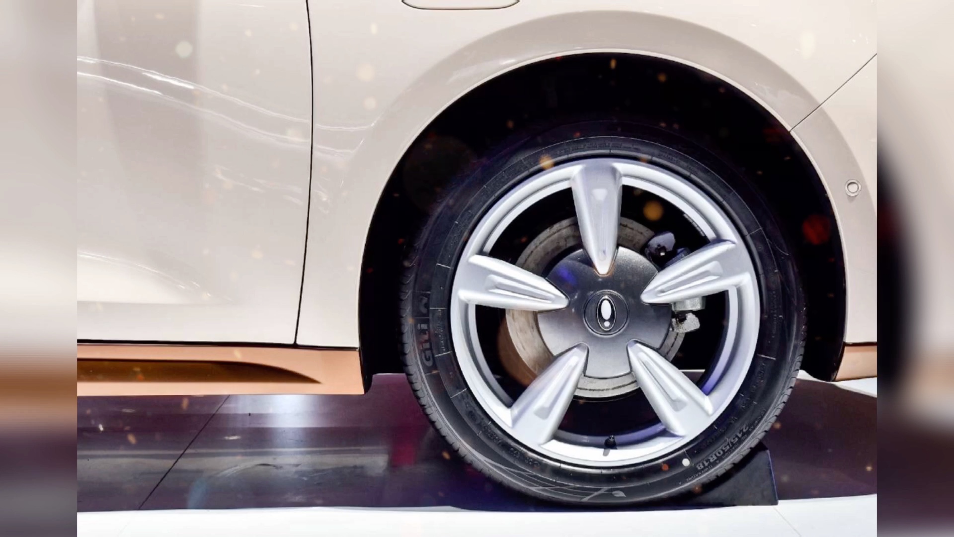 【成都车展】复古造型、个性十足,长城欧拉全新电动SUV正式发布