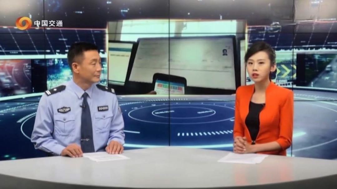 对于个别驾驶员,没办法按期去更换过期驾驶证,该怎么办才好呢?
