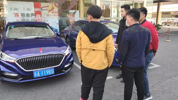准备买车,试驾红旗h5,开起来感觉非常不错