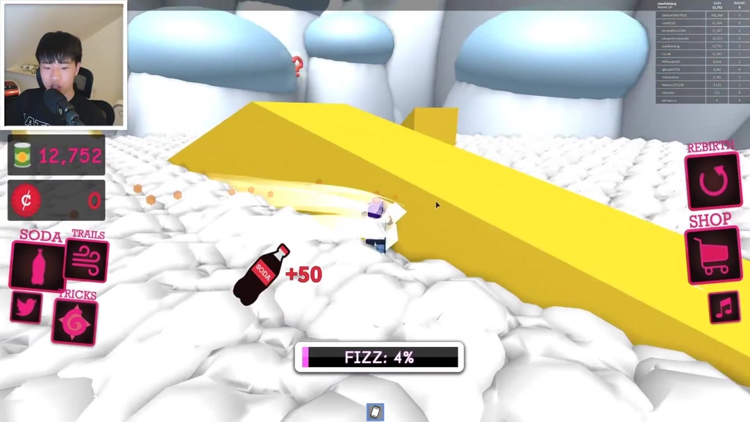 小飞象解说✘Roblox喝饮料模拟器 可乐升级红牛! 一不小心就飞天? ...