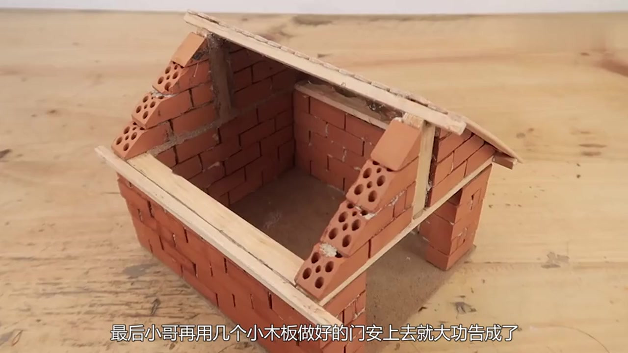 如何用迷你砖头和水泥造一个车库?手工大神的世界,成品太炫酷