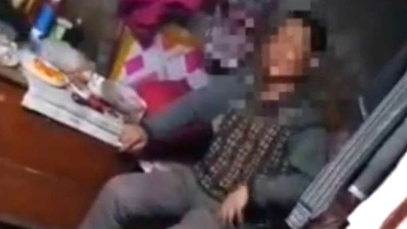 村民喝掉防疫消毒酒精拒绝就医:洗胃把我胃捅漏了咋整