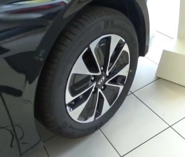 KIA Ceed SW 1.6L PHEV - 轮圈很有设计感