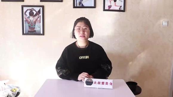 过年擦玻璃有妙招,先喷一喷它,玻璃擦完干净还不留水渍