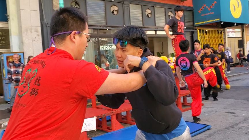 我们看到的精彩的舞狮表演,是这样一点一点地练出来的,2022加州