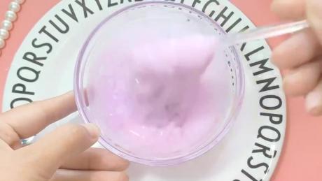 只用家里的2种材料做起泡胶,简单2步就完成,超好玩无硼砂