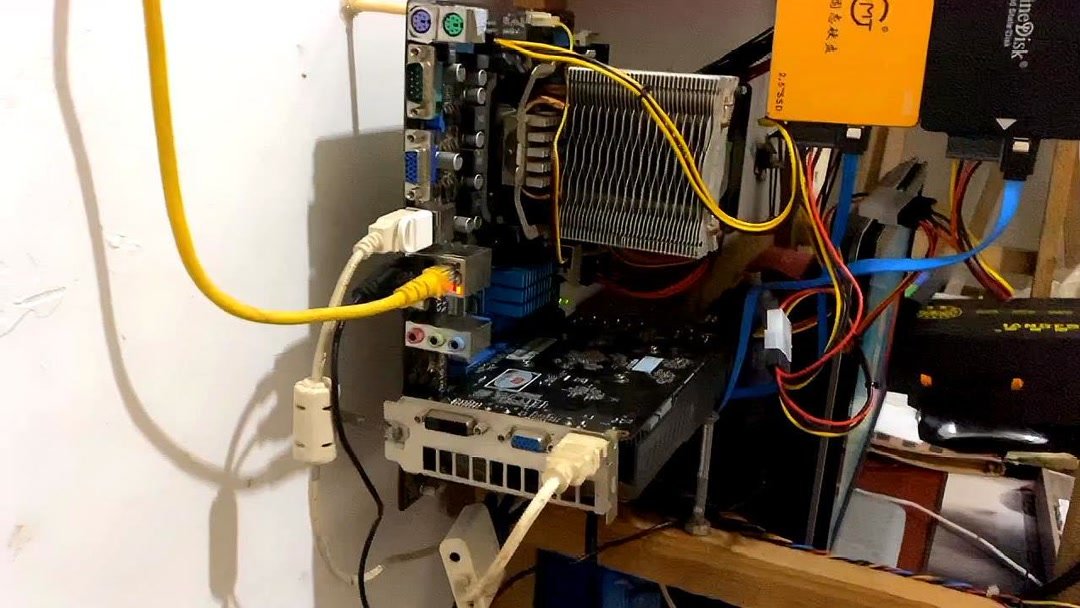 自己DIY电脑,太穷买不起机箱,看这样弄怎么样有什么好处和坏处