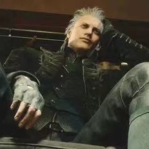 和我去抽水马桶里游泳 