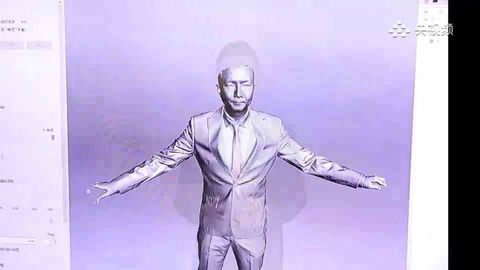 【#总台首个AI超仿真主播报到#[得意]】他有流畅自然的播报语气、...