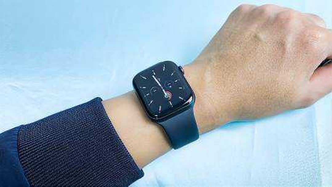 Apple Watch SE开箱:有些功能尚不及series 5