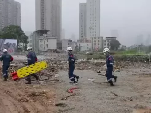 新罗区抗震救灾联动救援演练