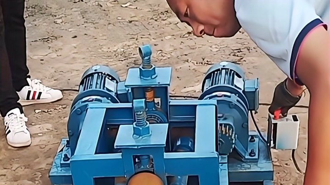 电动卷锥三锥卷圆机探头三锥卷板机铁板锥型卷圆机操作规程