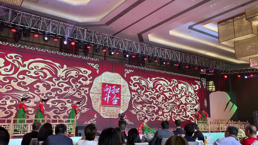 河南卫视春晚爆火的节目 唐宫小姐姐#演出现场 #河南卫视广告招商