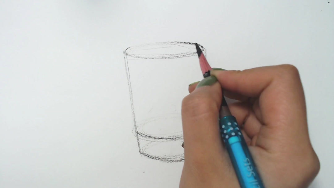 素描玻璃质感怎么画?用玻璃杯示范带你学会玻璃质感的画法!