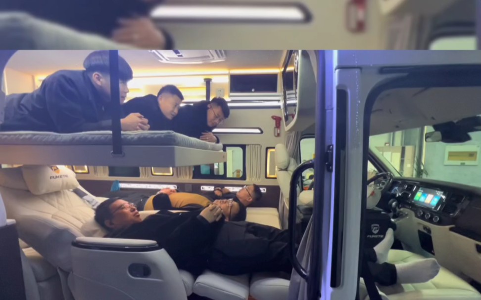 B型房车丸美布局,满顶吊床6座6卧,后置厨卫,商旅两用