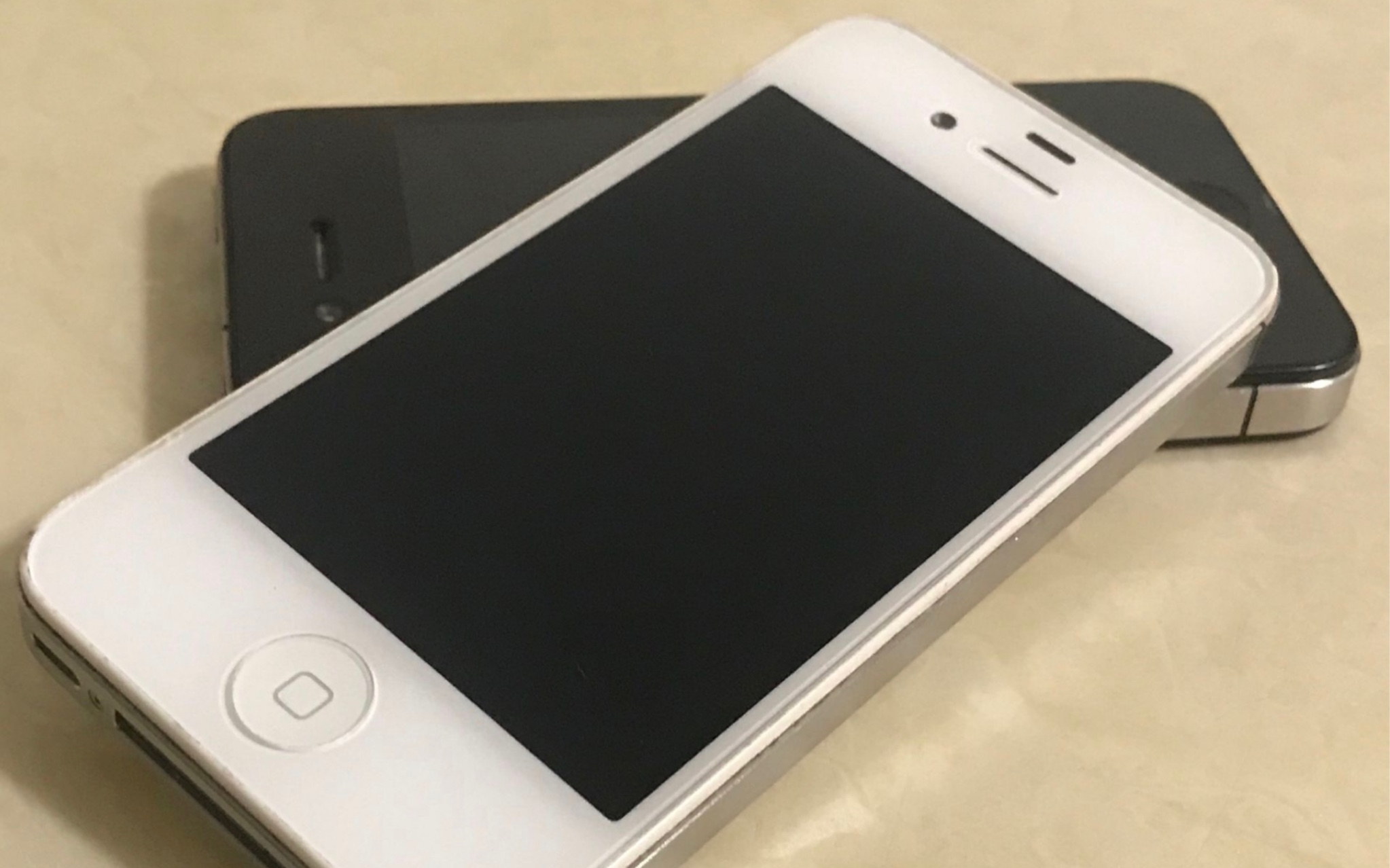 【并夕夕开箱】从并夕夕上花49元买的iPhone4手机测评会不会翻车呢?!