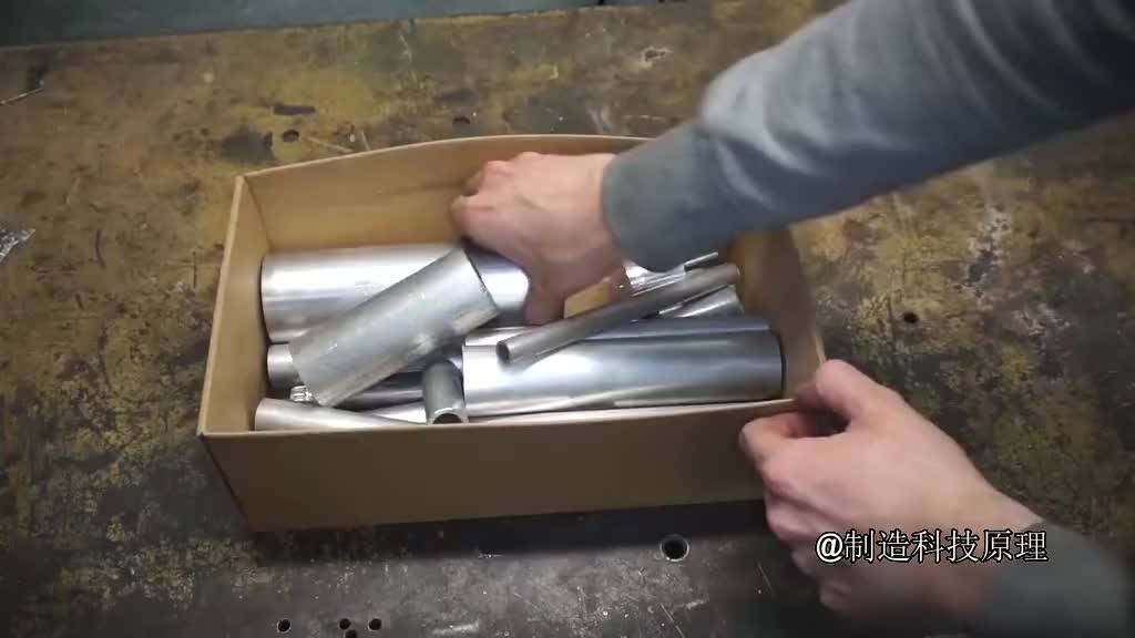 看牛人如何制作高亮手电筒,有工具是一回事,关键是手艺到位 #手工打造