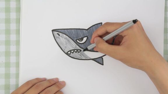 今天画的这条鲨鱼有点凶猛啊,你们还要不要画一条呢?