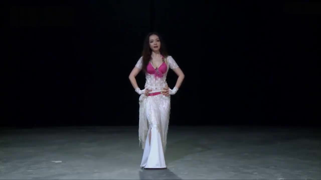 肚皮舞娘 肚皮舞教学视频