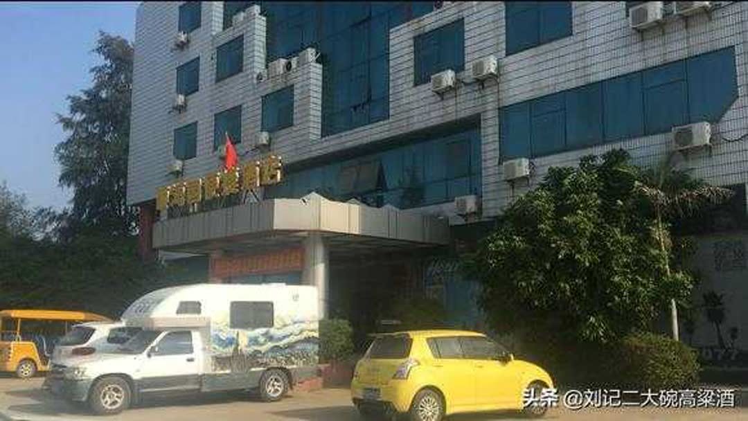 北海宾馆1800/月包吃住,候鸟们还有必要买房租房吗?