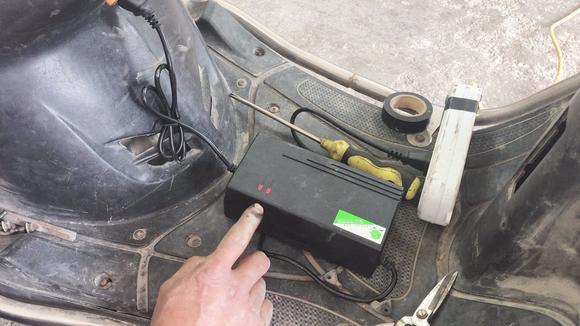 电动车充电器,充电不正常哪里问题?专业老师傅教你怎么检查