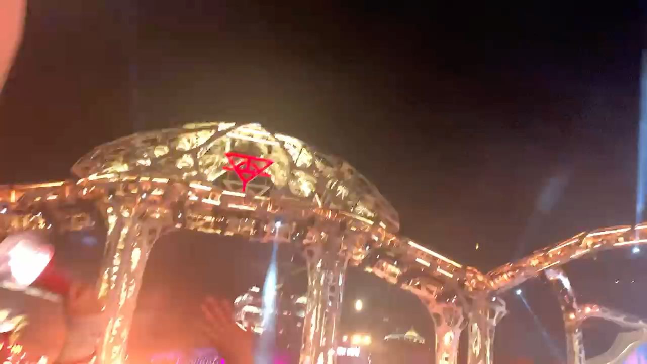 1127华晨宇火星演唱会《新世界》