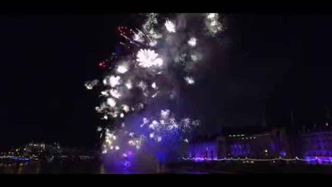 跨年烟花秀 伦敦眼跨年烟花表演