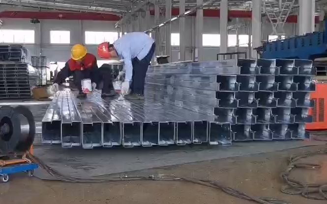 上海新之杰C型钢焊接单日产量可达30吨