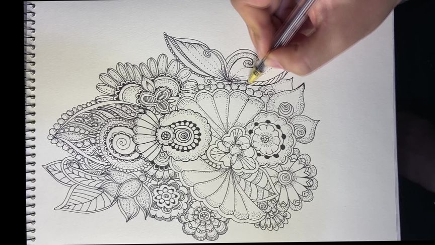 手绘 花卉图案设计 起看清冰满玉瓶