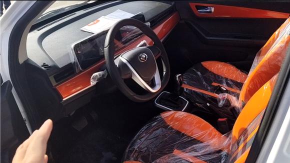 (品牌家族)低速电动车,老年代步车。新款安全一体化影像时速仪表