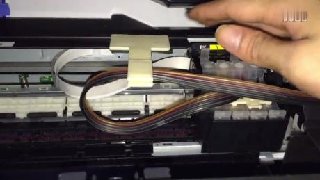 爱普生连供墨盒如何取出来