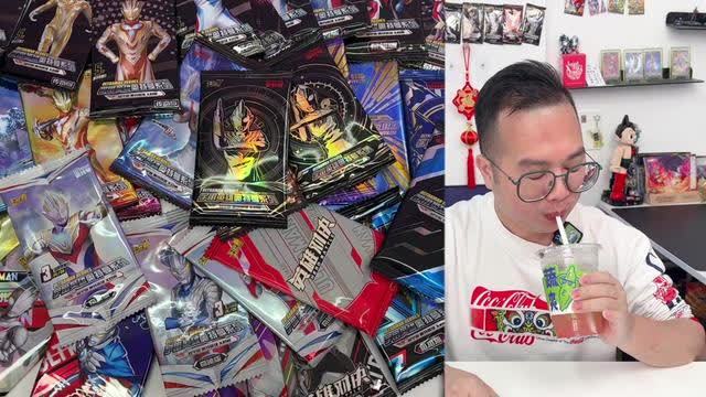 混合拆32种不同的奥特曼卡包!咔哥能拆出几张满星卡呢奥特曼卡片.