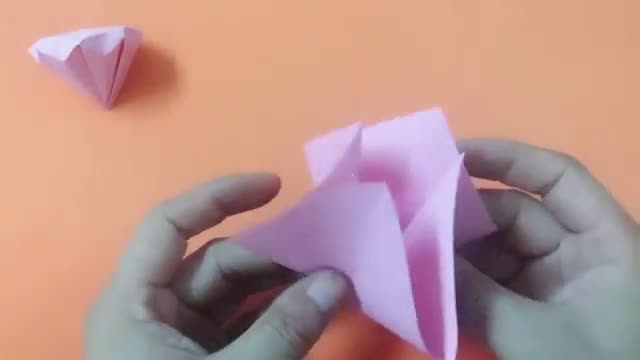 简单易学的折纸小飞机,小朋友手工作业折纸教程